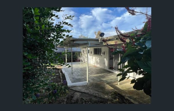 Palacio in Tewantin - Before/After - Silk Builders Noosa